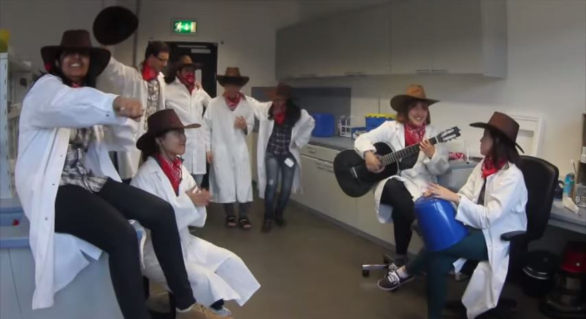 Dancing Magnetotactic Bacteria wins the 2014 microTAS Video Competition ...